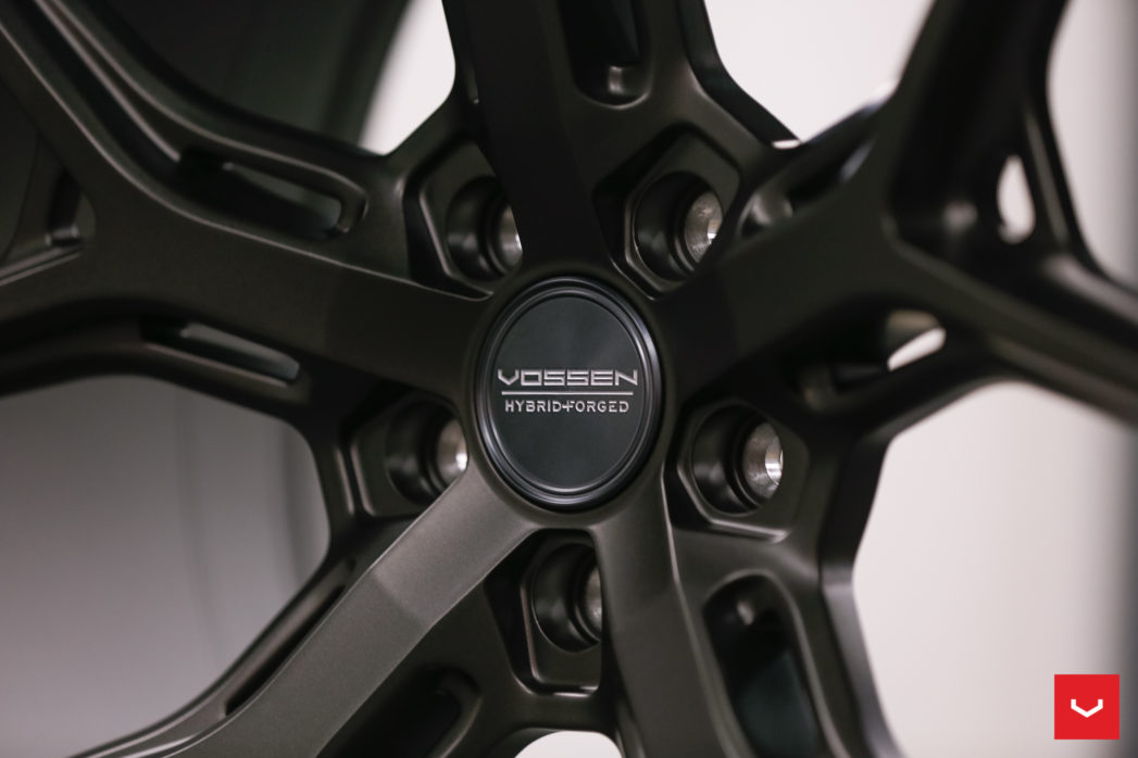 Vossen HF-5 20×10.5 5×112 +45 Gloss Black Wheel - Kobra Performance