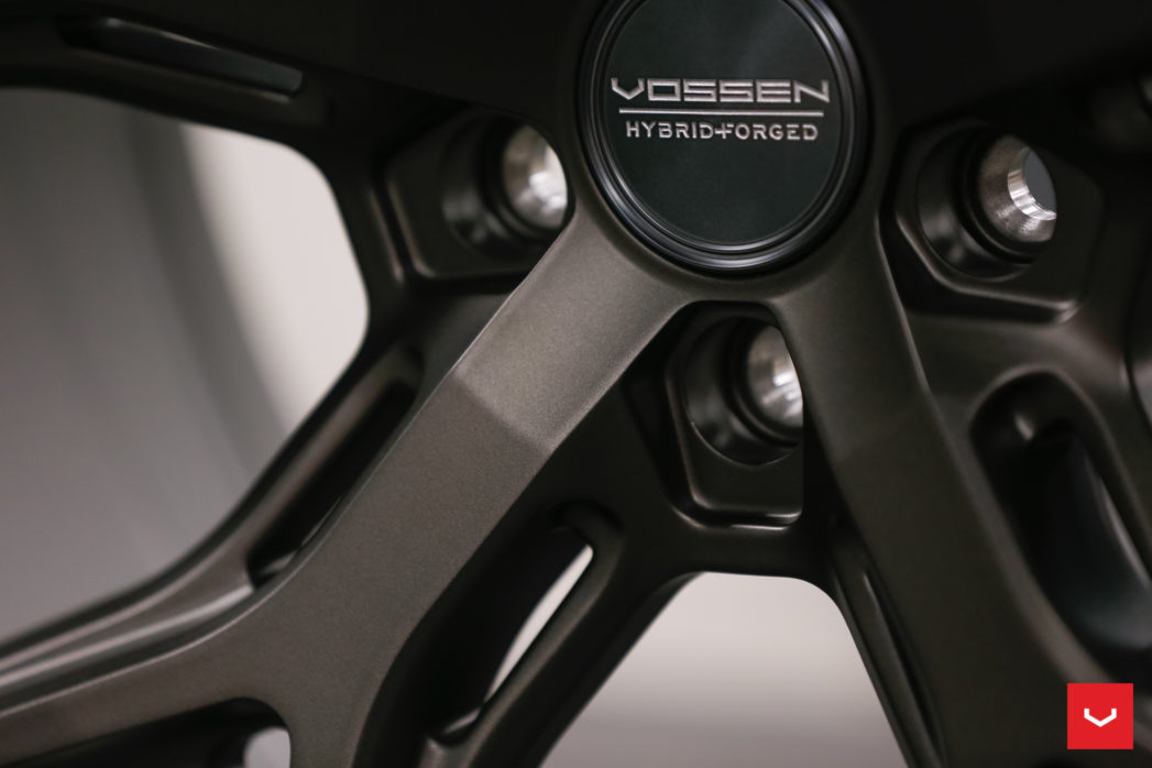 Vossen HF-5 20×9 5×120 +35 Gloss Black Wheel - Kobra Performance